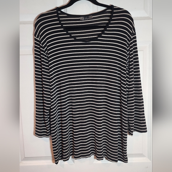 Slinky Brand | Tops | Slinky Brand Super Stretchy Black And White ...